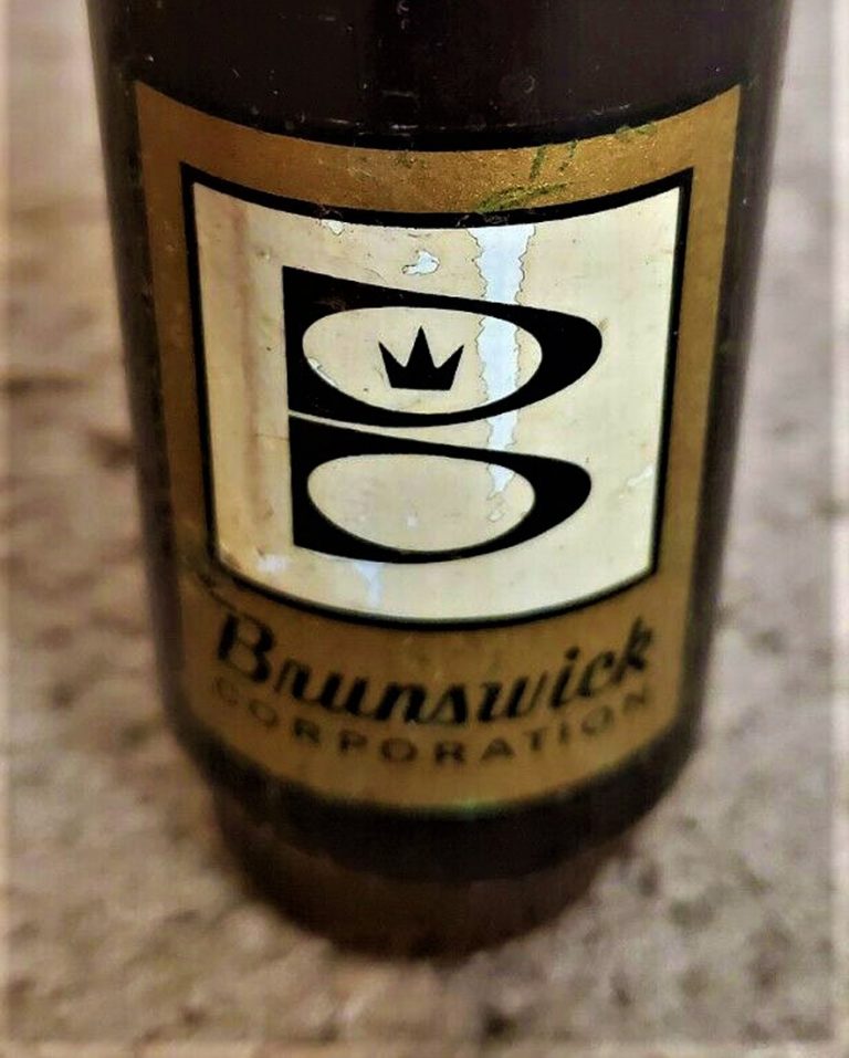 Brunswick Cue Decals - Vintage Cues for You